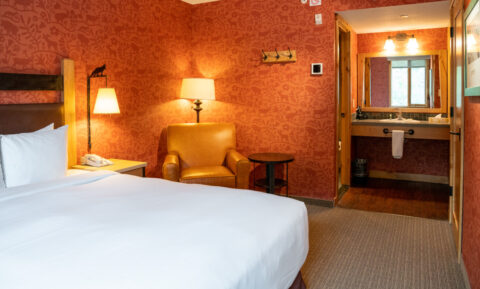 Superior Two Bedroom Suite - Fox Hotel & Suites - Banff Hotel