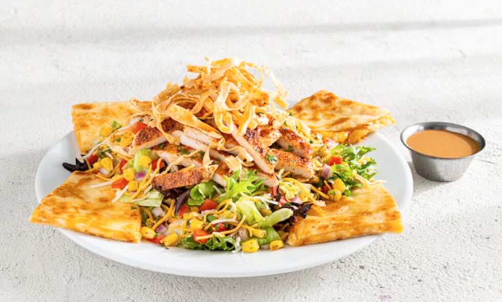 Restaurant, Chili's Grill and Bar located on Banff Avenue